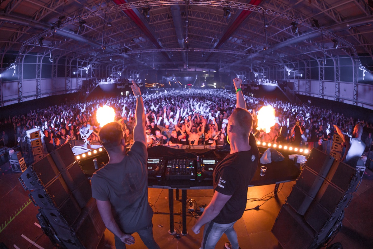 Q-BASE 2018 - Frequencerz