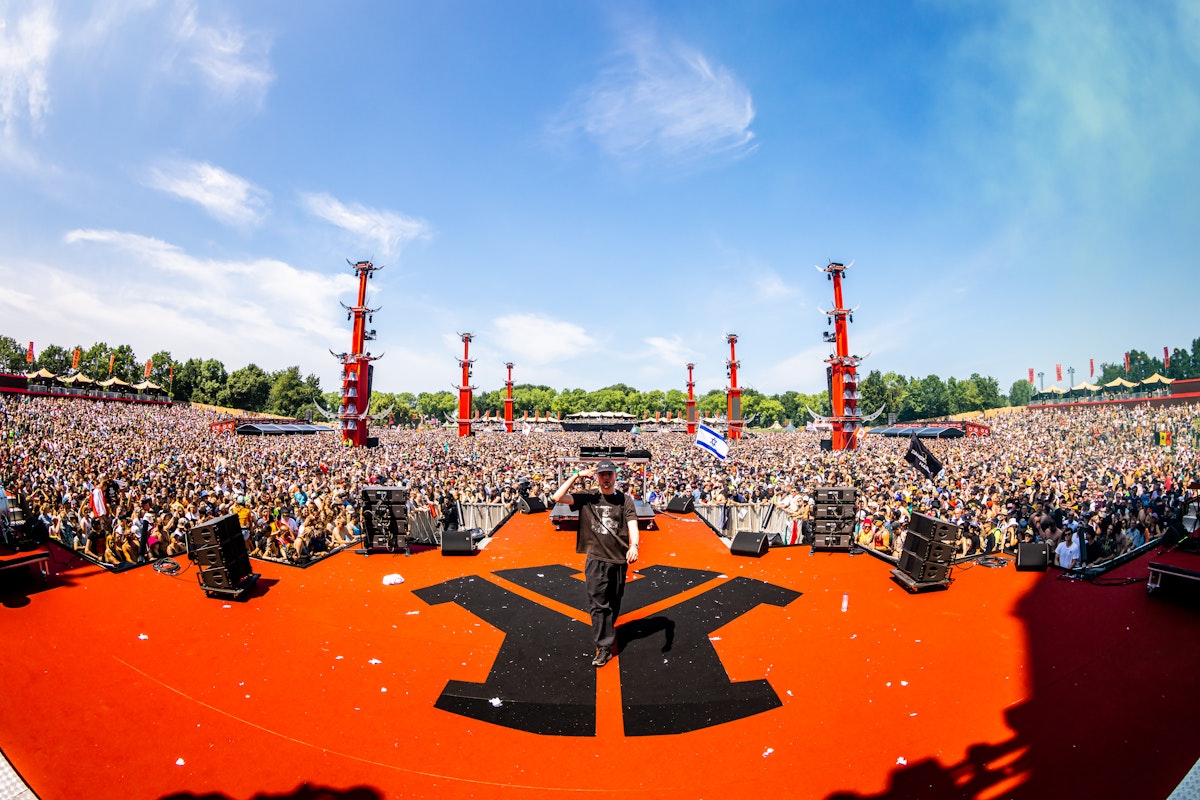 The Opening Ceremony with Phuture Noize I Defqon.1 Weekend Festival ...