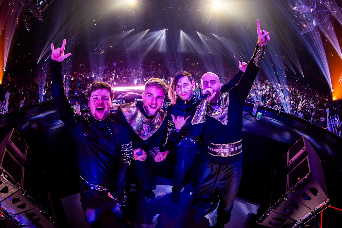 Showtek & Sub Zero Project & Doktor - Legends